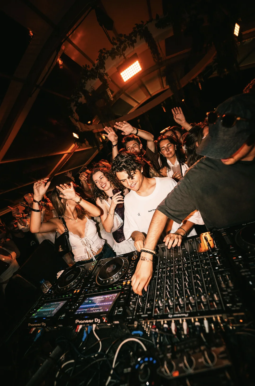ORAH — Where light meets rhythm | Liège